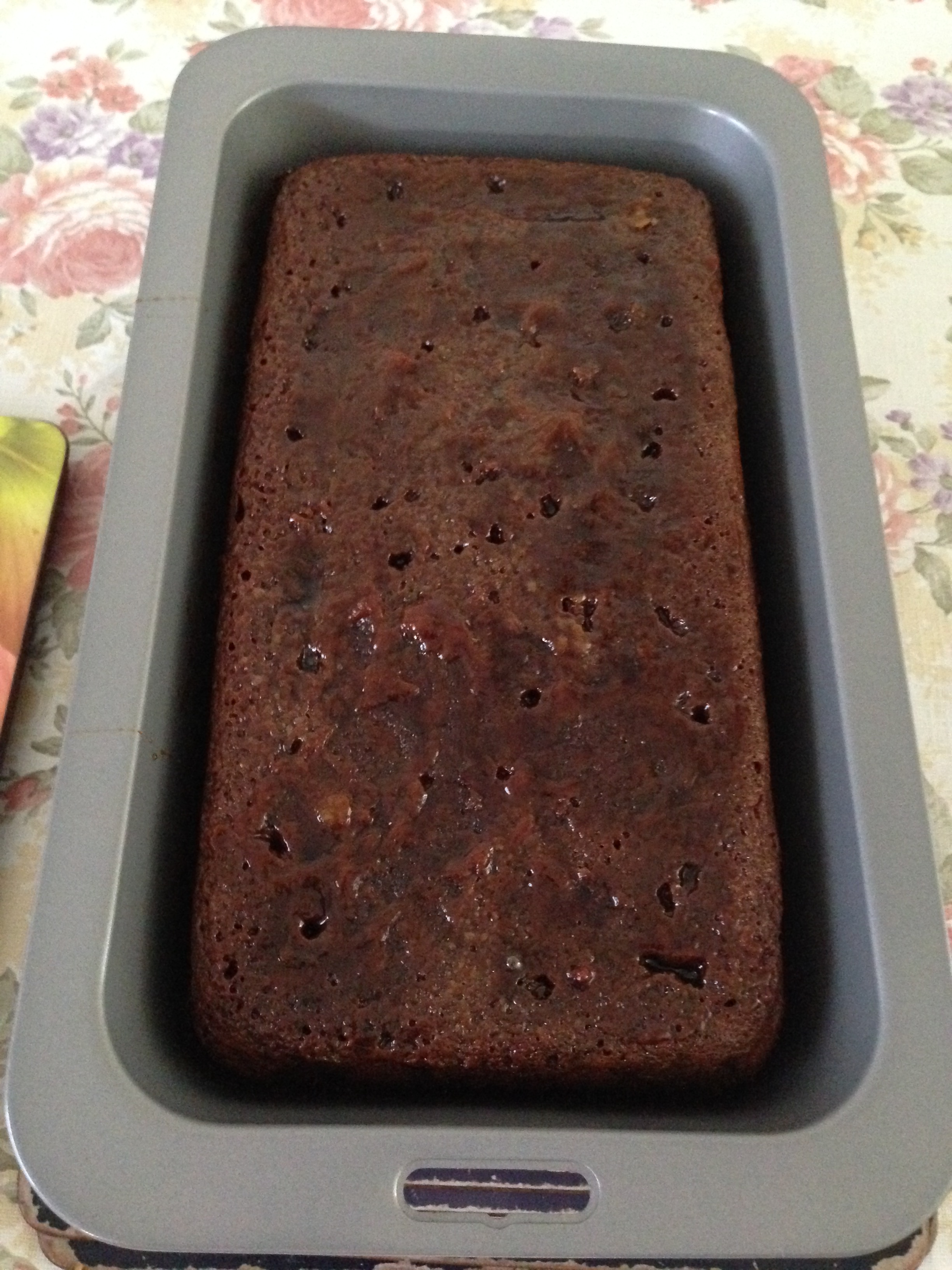 Dates and ginger cake with caramel glaze – helenscchin's Blog