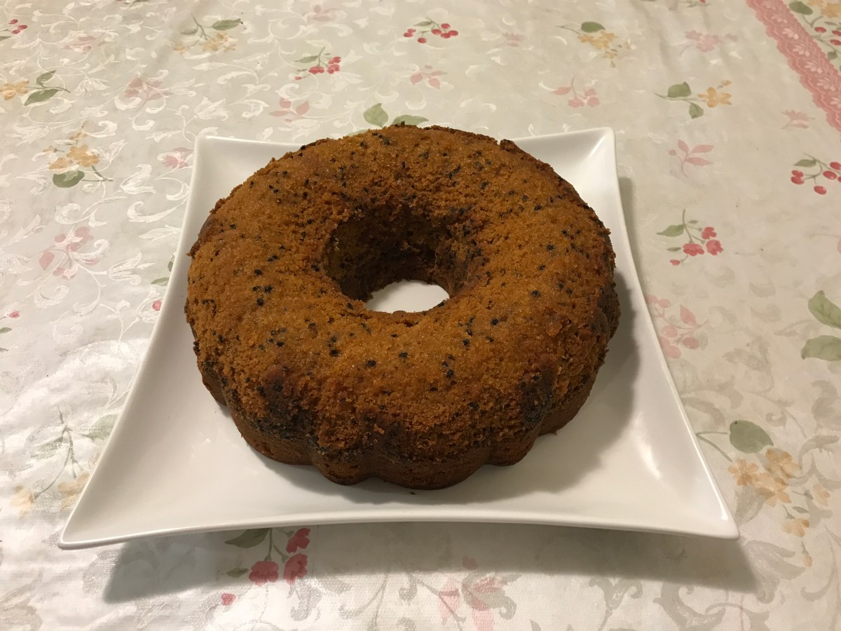 Black sesame seeds and treacle madeira cake – helenscchin's Blog