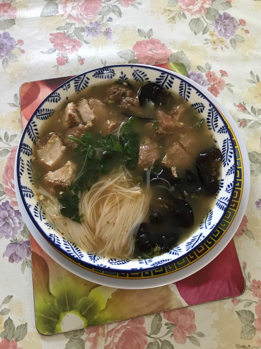 Char chee yoke bee hoon noodle soup – helenscchin's Blog