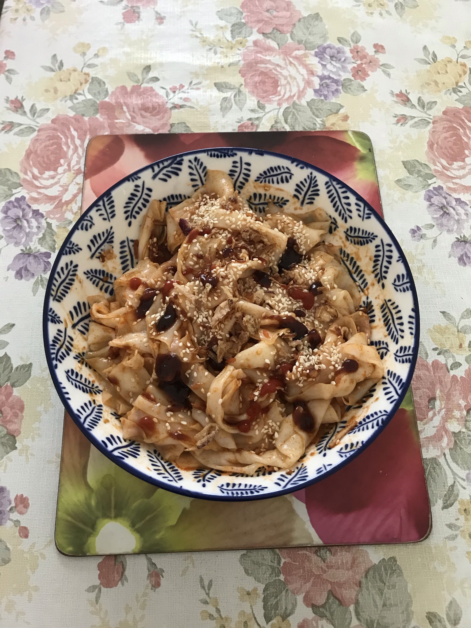 Chee cheong fun with white sesame seeds (mixed up) – helenscchin's Blog