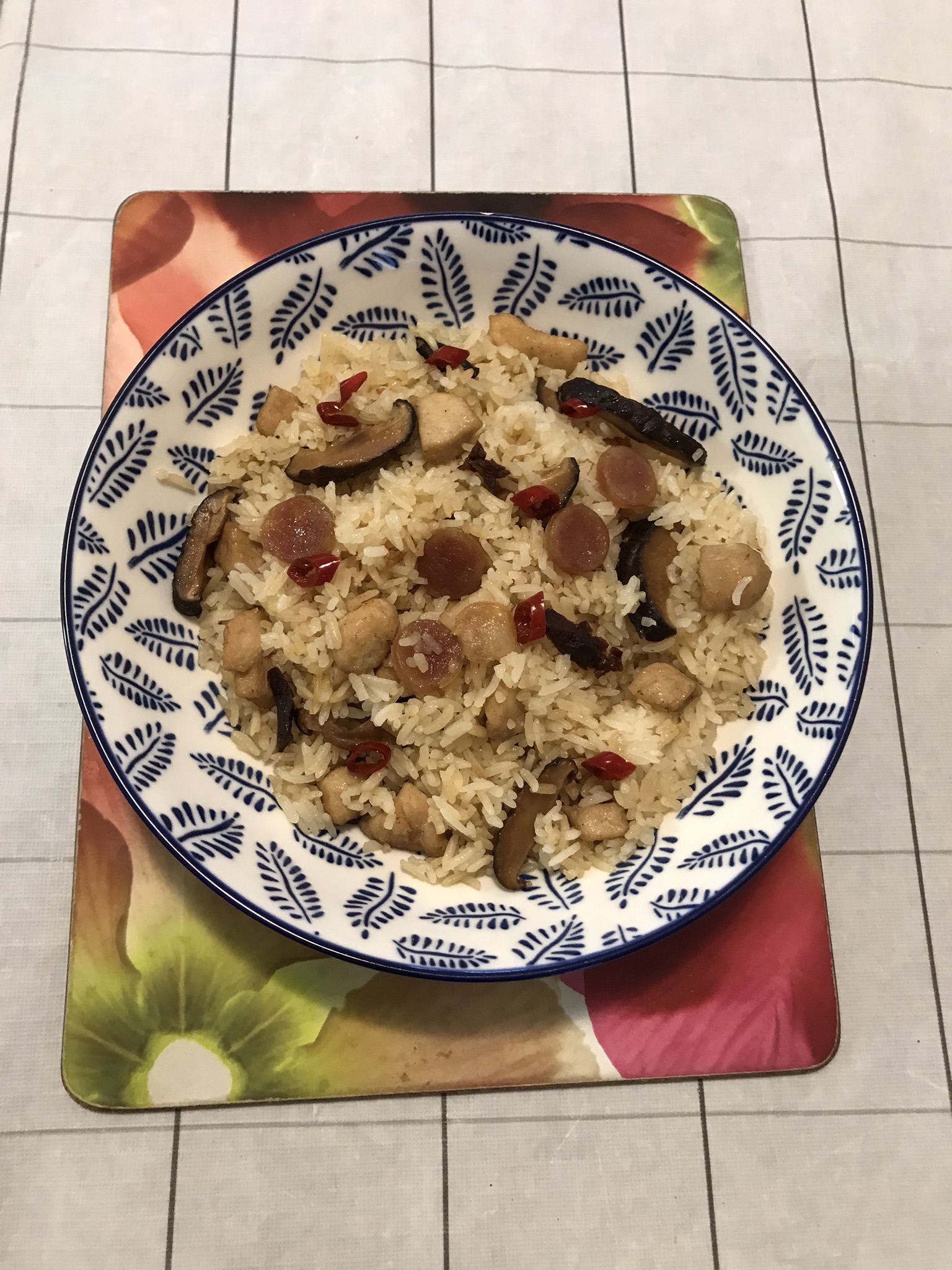 Flavoured chicken rice with chili – helenscchin's Blog