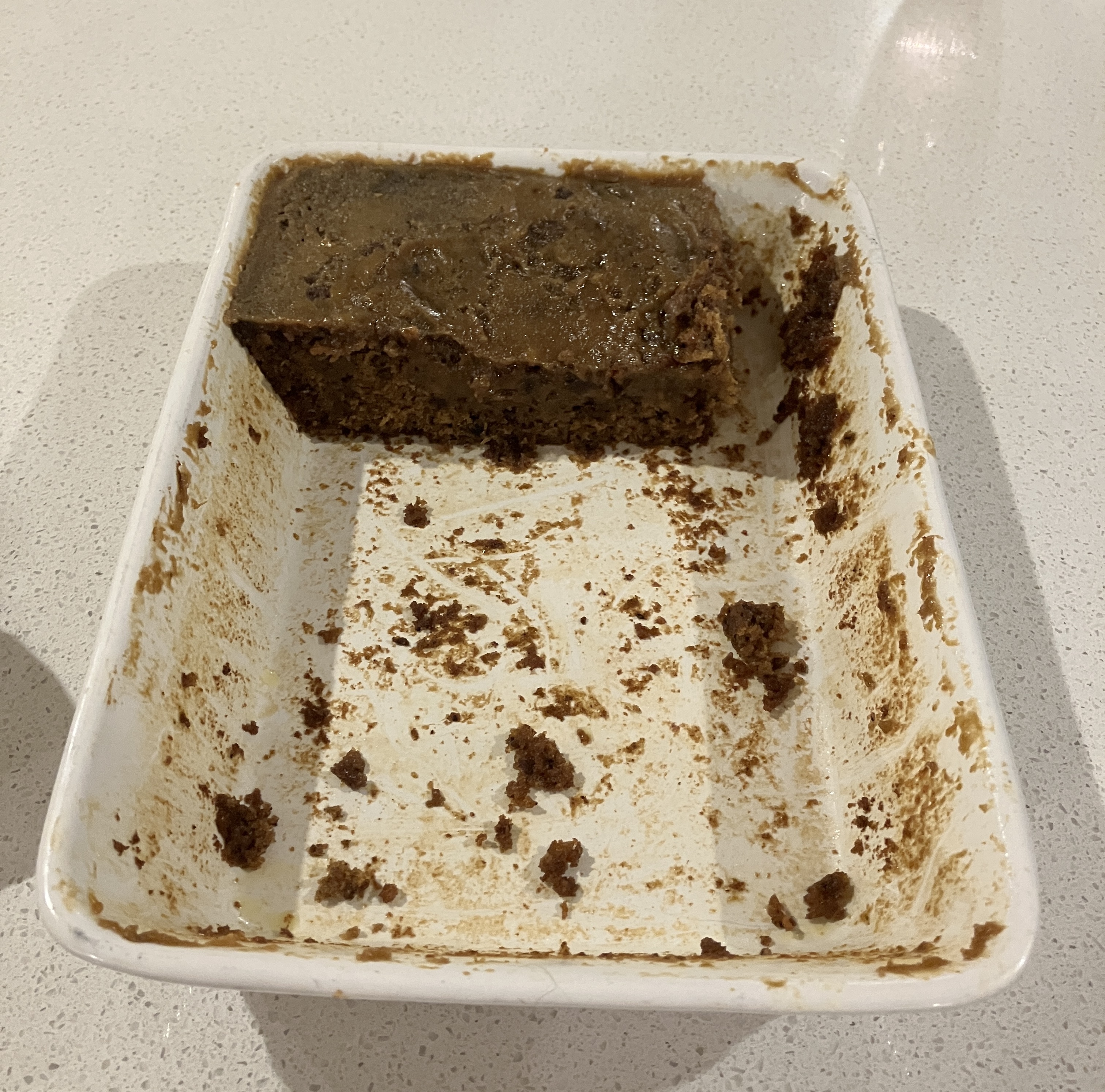 Sticky dates pudding with tawny port in big dish – helenscchin's Blog