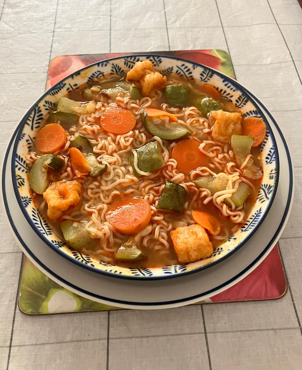Shin ram yun noodle soup hairy gourd carrot and tofu pok – helenscchin ...