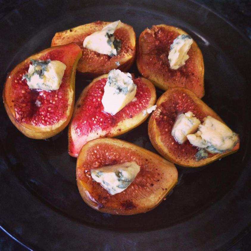Baked figs with honey, rum & cinnamon serve with blue vein cheese ...