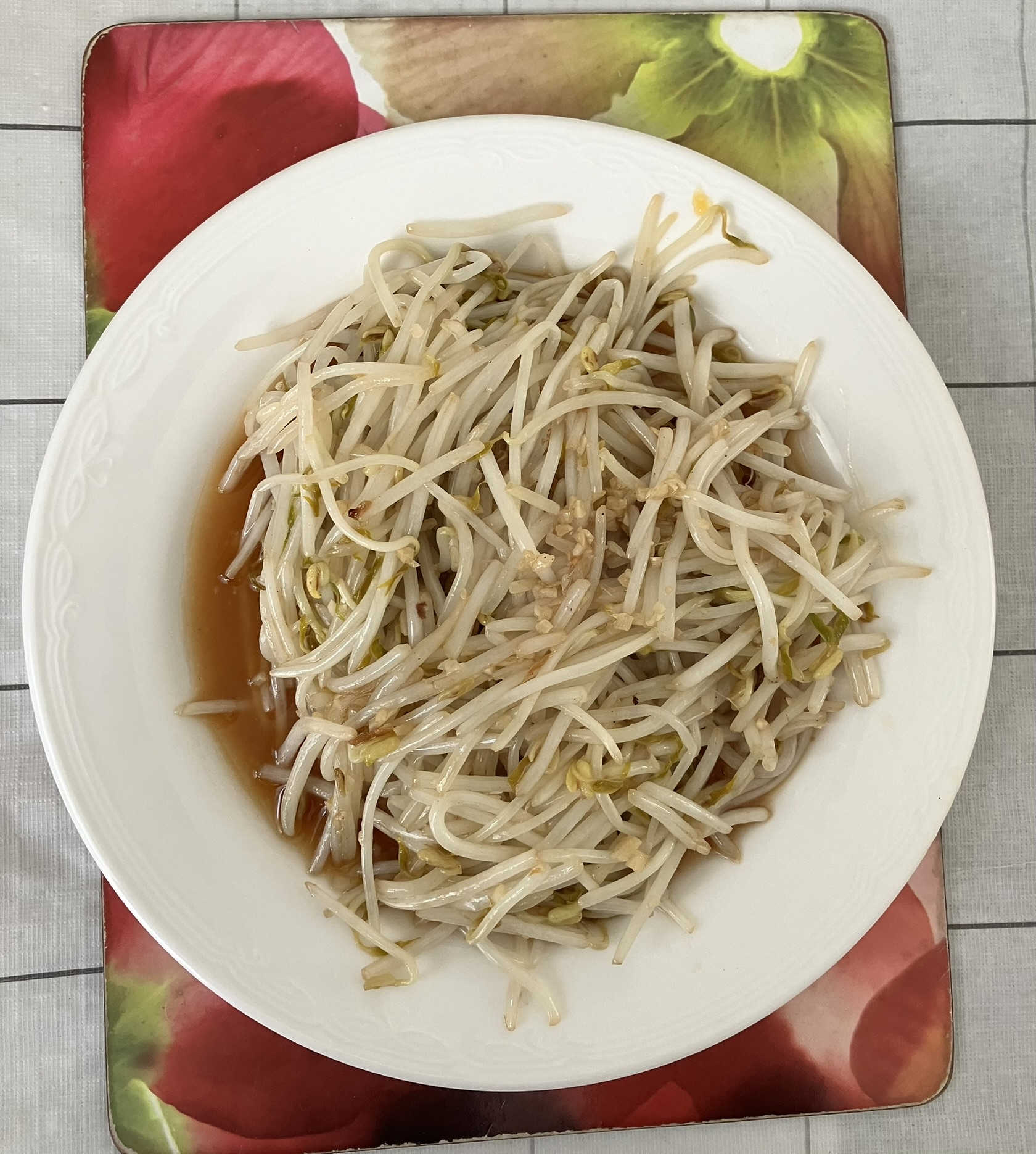 Bean shoots with sauce – helenscchin's Blog