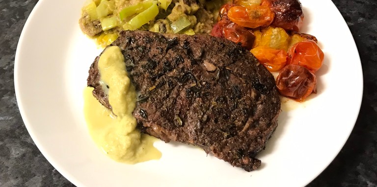 Black pepper rump steak roasted cherry tomatoes leek and mushroom in ...